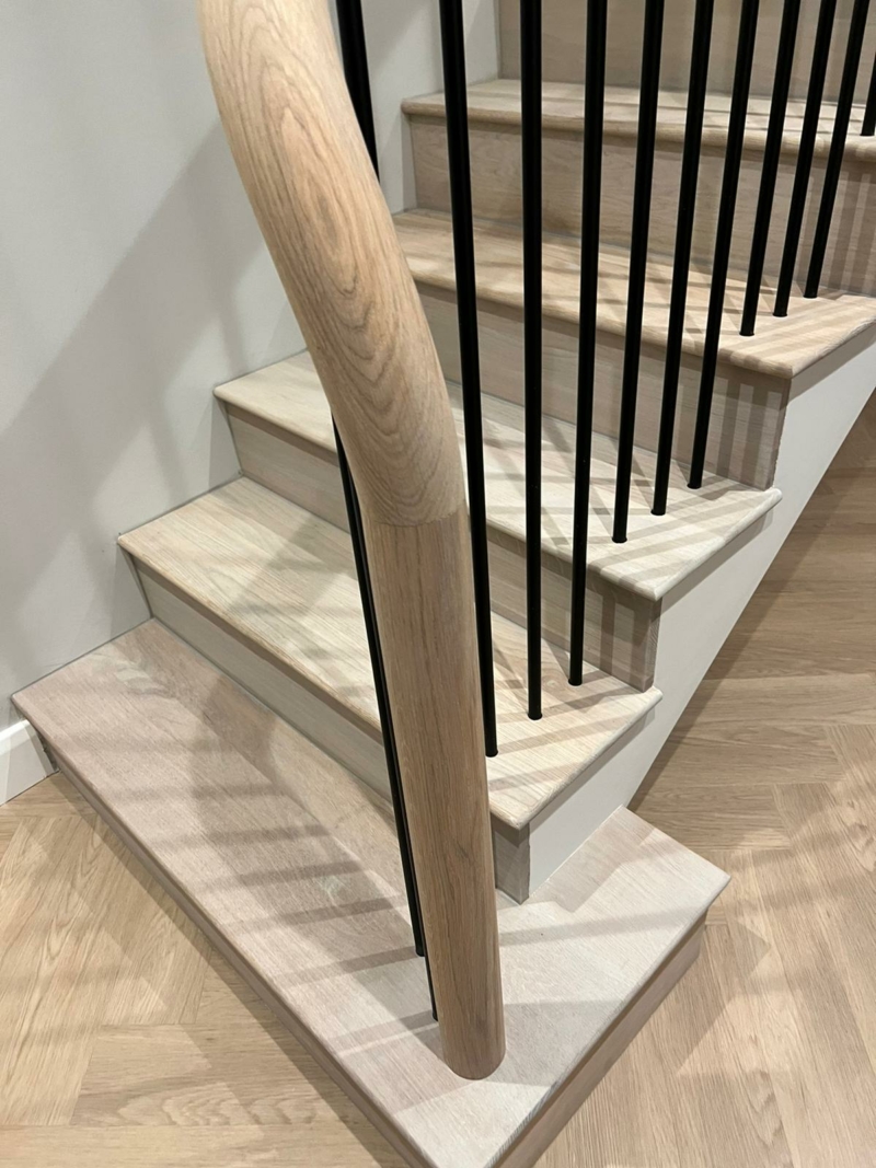 Closed Tread Staircase with Metal Spindles and Light Brown Oak Handrail ...