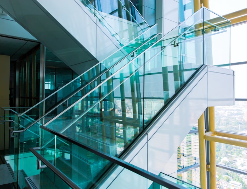 Closed riser vs open riser staircases - which is best?